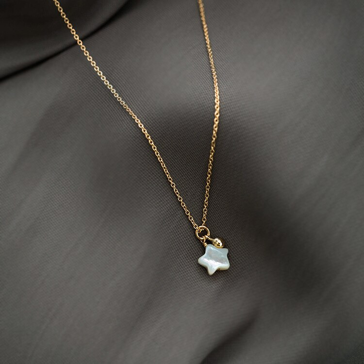 Classic and minimalist Silver Shell Star Bead Necklace